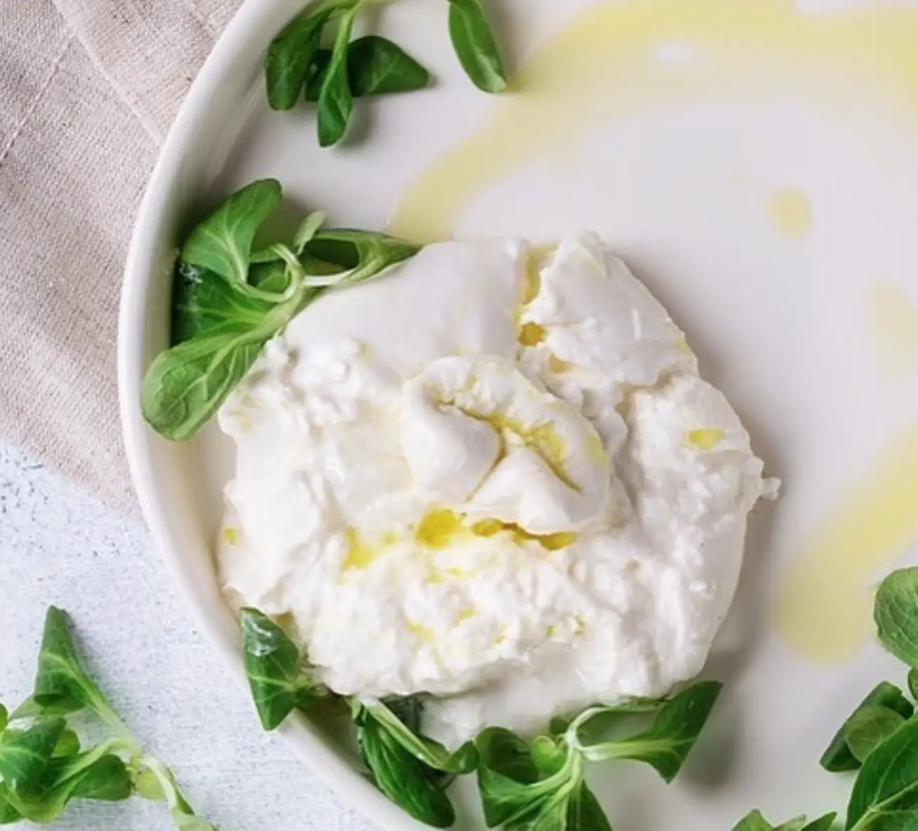 Bubbles, Burrata & Bocconcini Making - Urban Swan